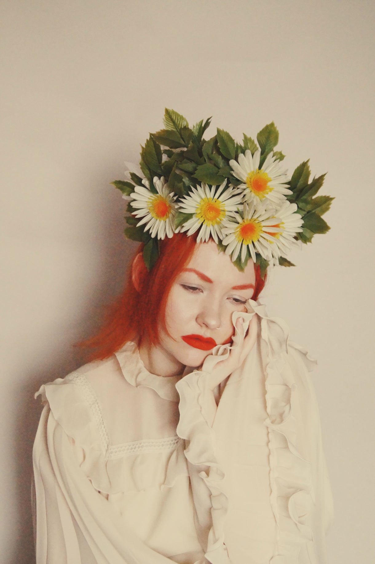 Vintage White Daisy May Day May queen flower crown – Fumbalinas